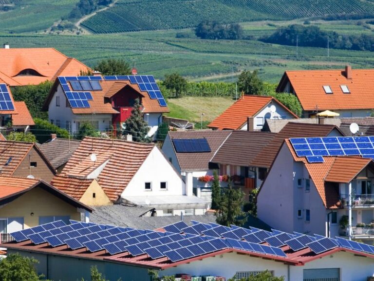 Do Solar Panels Cool Your Roof? Find Out Here