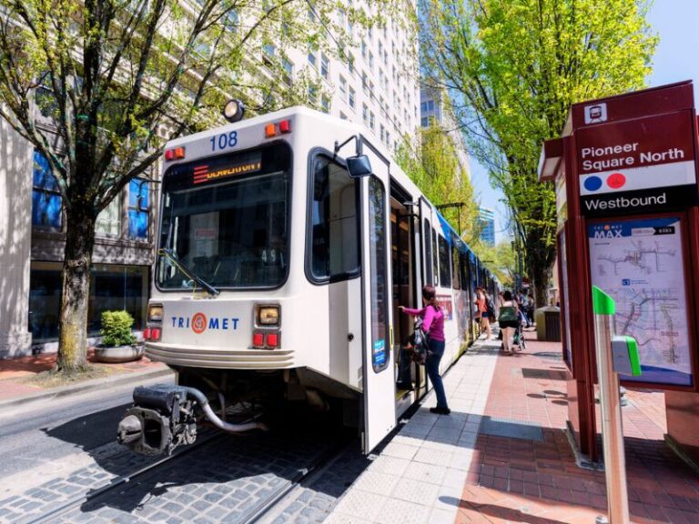 Explore the Best Light Rail Systems in the US: A Comprehensive Guide